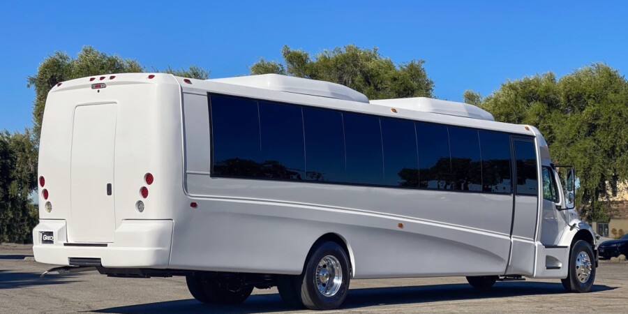 40 Passenger GM40 Freightliner S2 White - Grech Motors